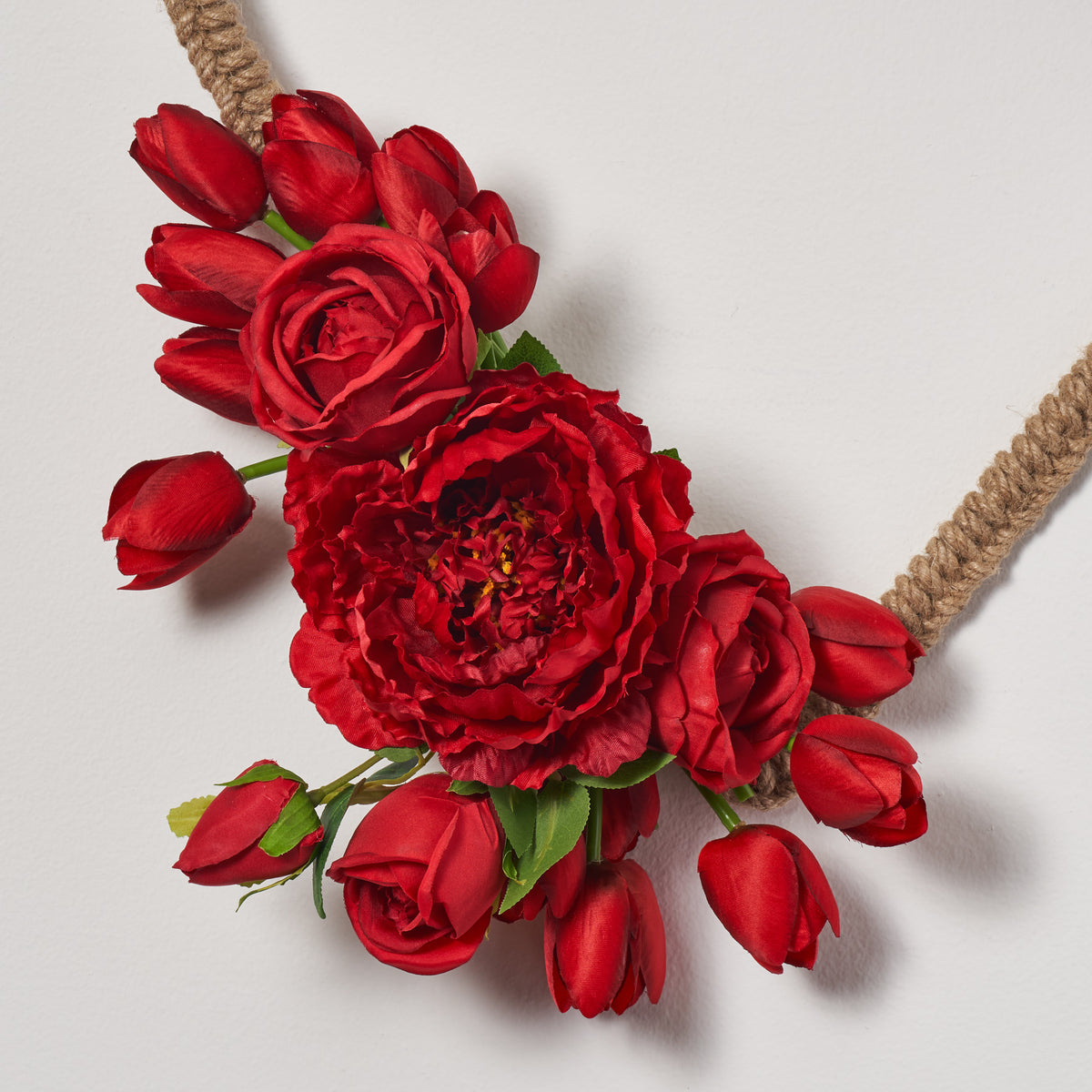 Jute Rope Heart Wreath with Shades of Red Tulip, Rose & Peony Valentin ...