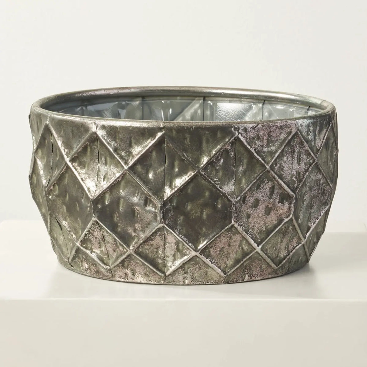 Galvanized Silver Metal Diamond Pattern Planter Round Decorative ...