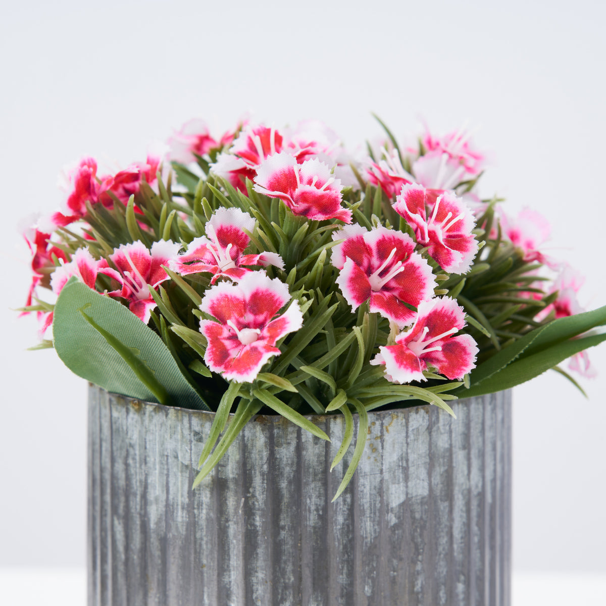Real Touch Mini Dianthus Wildflowers in Galvanized Metal Tin - 2 Color ...