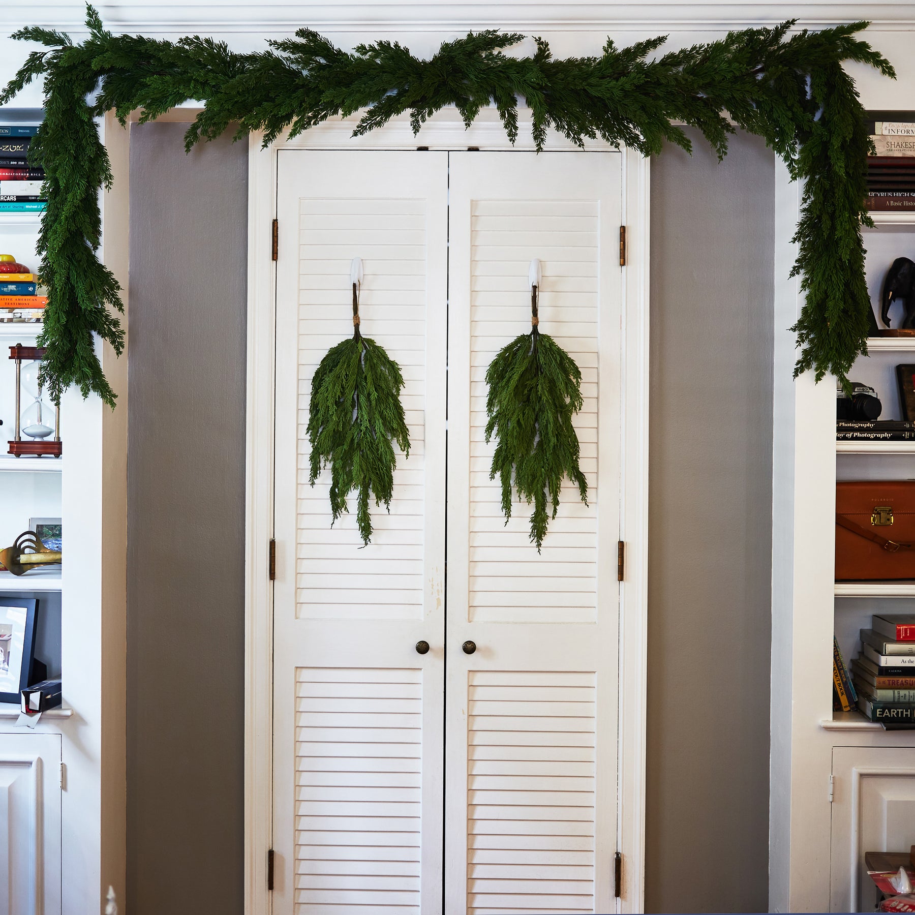 Swags & Hanging Decor – Darby Creek Trading