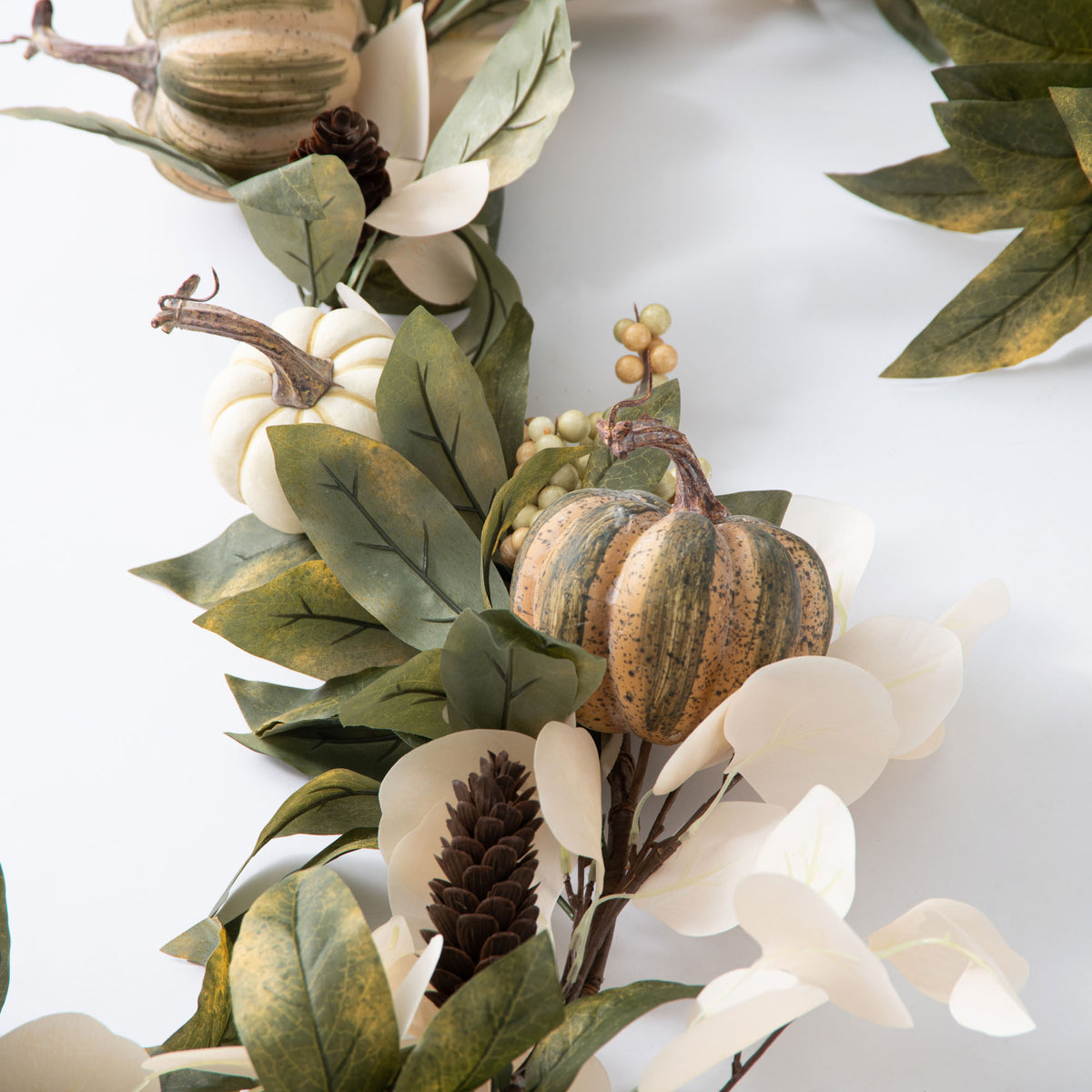 Dried-Look Bleached Lunaria with Mixed Pumpkin, Pinecone & Berry Fall ...